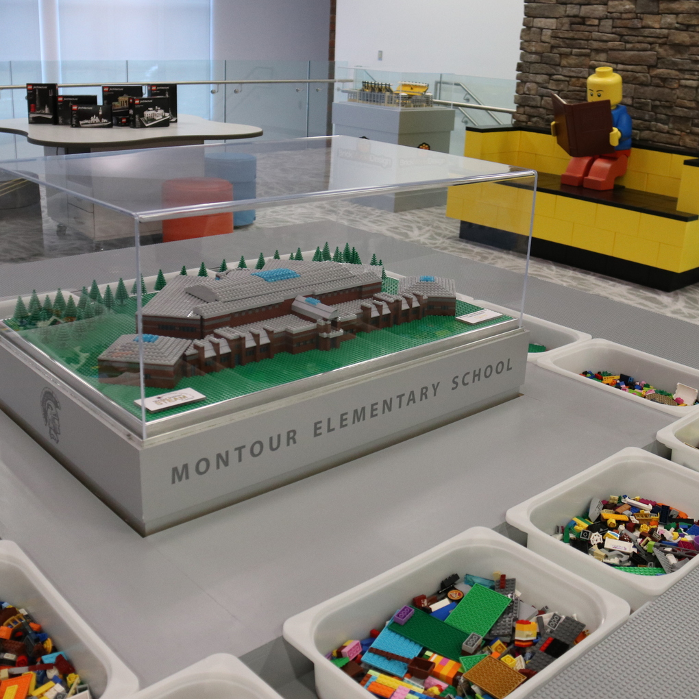 Brick Makerspace powered by LEGO® Education solutions