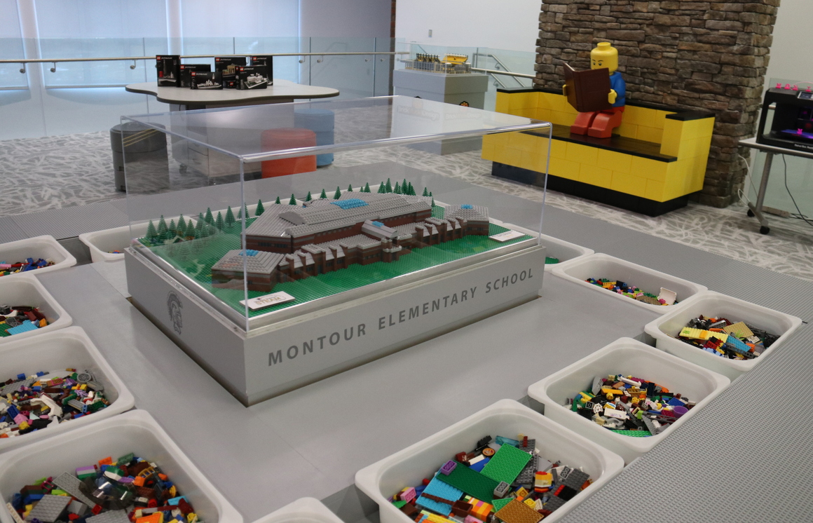 Brick Makerspace powered by LEGO® Education solutions